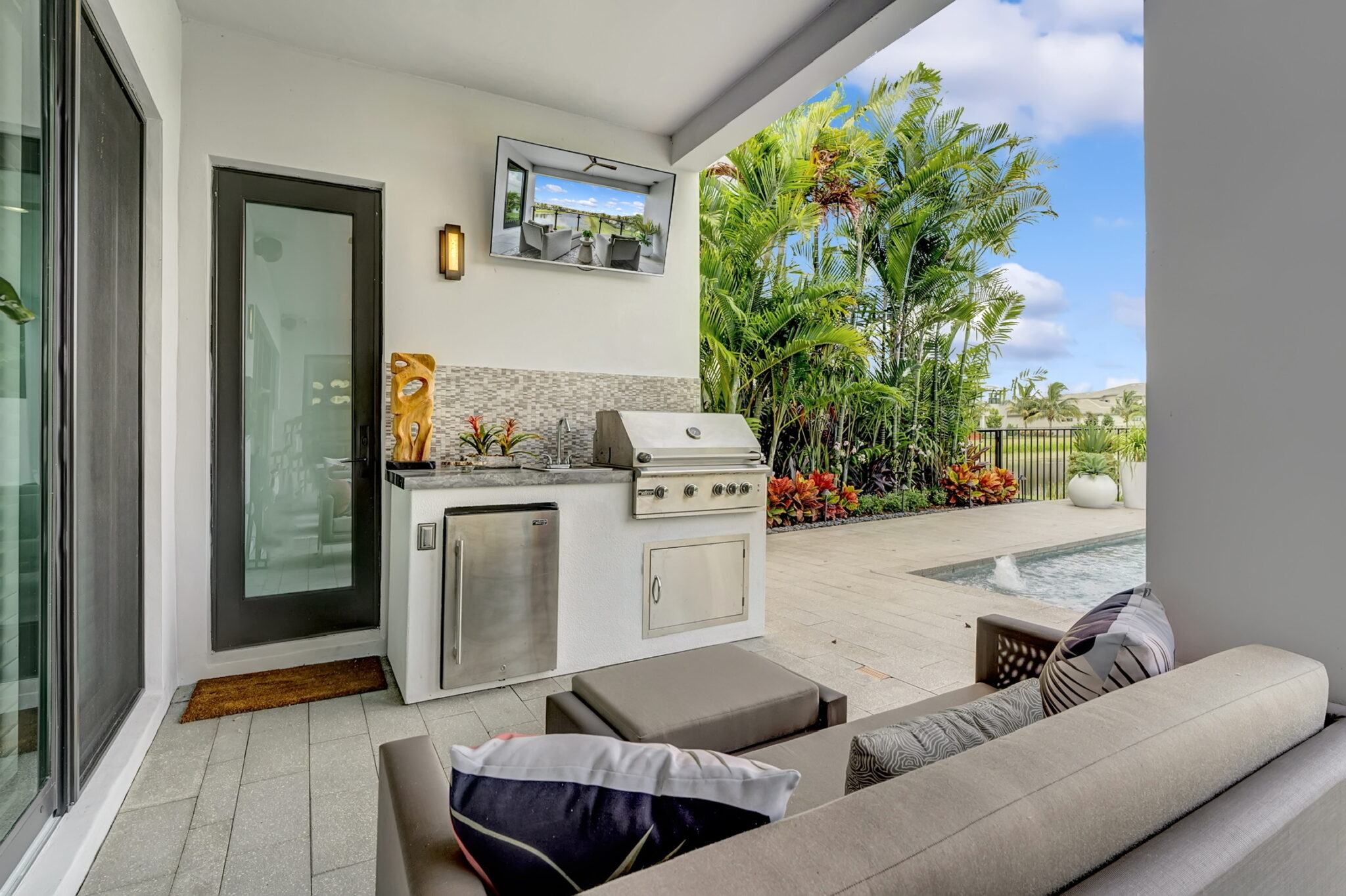 Eclectic Contemporary Oasis | Interior Design Portfolio | Brooke ...